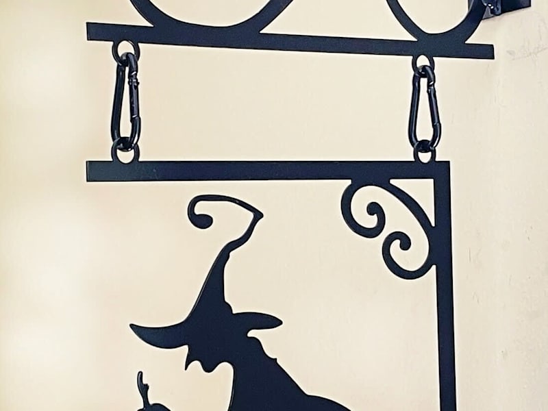 Leaky Cauldron Sign Printable