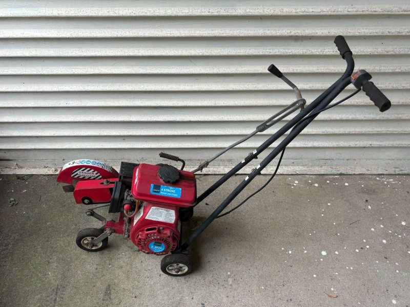 4 stroke petrol lawn edger gardenline need repairs