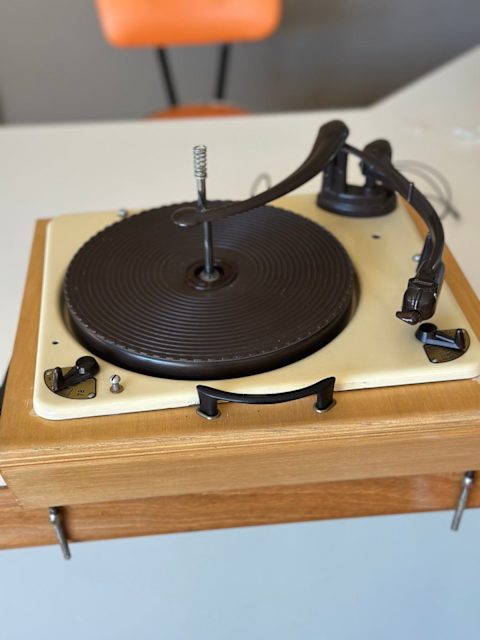 Vintage 1950s UK Garrard Record Deck RC110 - Antiques in Joondalup WA ...
