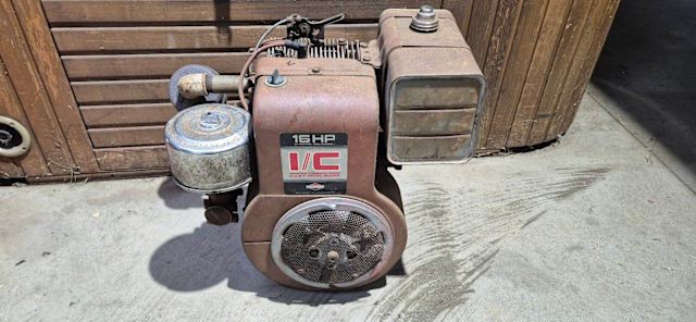 Briggs and Stratton 16 hp old cast-iron - Miscellaneous Goods in ...