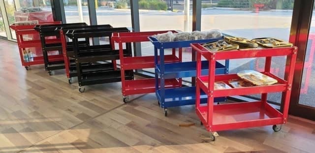 3-Tier Mechanic Trolley for Ultimate Mobility and Convenience | Tool ...