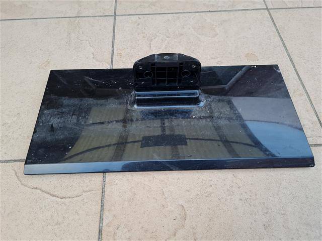 JVC TV STAND LT-32TW51J | TV Accessories | Gumtree Australia Parramatta ...