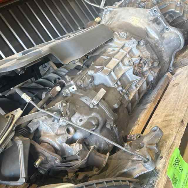 VE V8 Gearbox T56 / TR6060 190kms | Engine, Engine Parts & Transmission ...