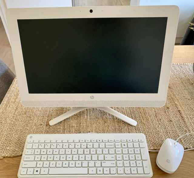 HP All-in-One Computer - Desktops in Holder ACT | Gumtree Australia