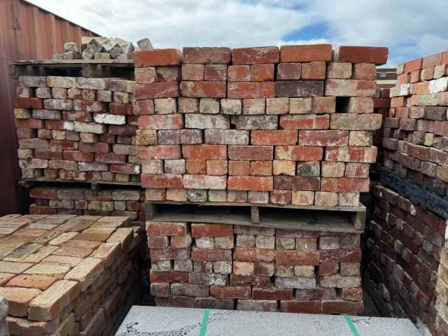 Second hand bricks | Bricklaying | Gumtree Australia Hobsons Bay Area ...