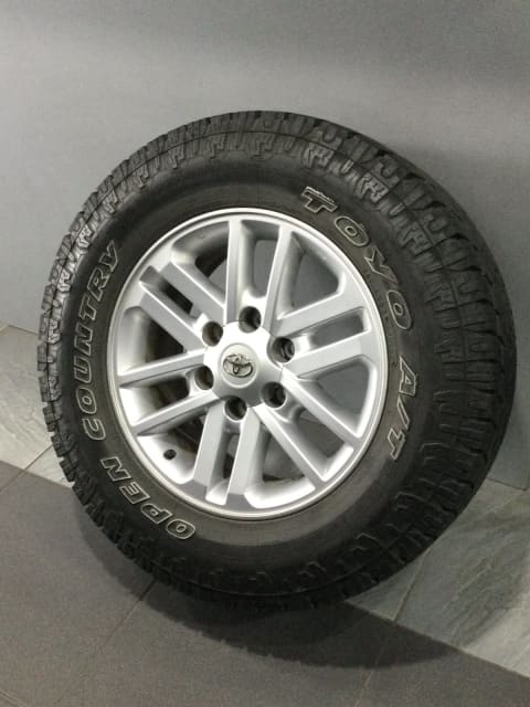 TOYOTA HILUX SR5 MY15 17” GENUINE ALLOY WHEELS & TYRES TOYOTA PRADO ...