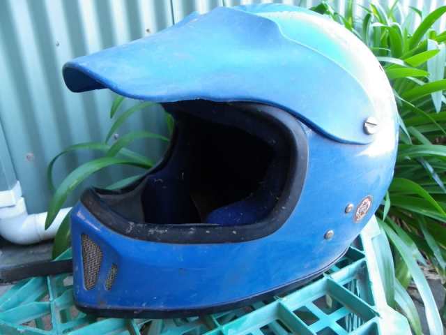 OLD MOTORCROSS FULL FACE HELMET SHED / MANCAVE DISPLAY | Motorcycle ...