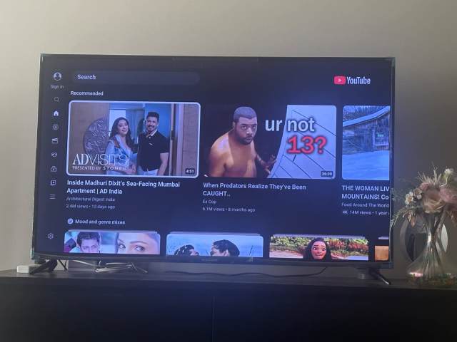 TV HD 55inch With BILL , TV Box including Tall storage Drawers - TVs in ...