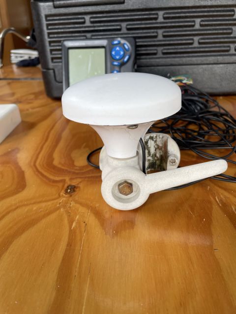 Navman Tracker complete | Boat Accessories & Parts | Gumtree Australia ...