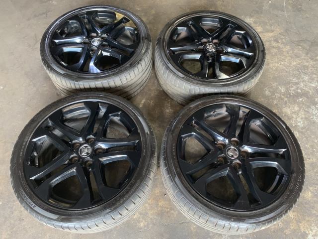 Genuine VF 2 SSV Redline 19x8.5 19x9 wheels and tyres | Wheels, Tyres ...