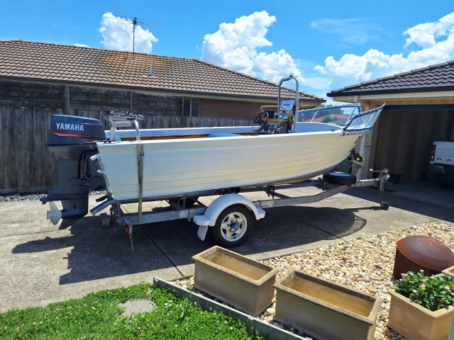 Stacer 4.74 aluminium centre console | Motorboats & Powerboats ...