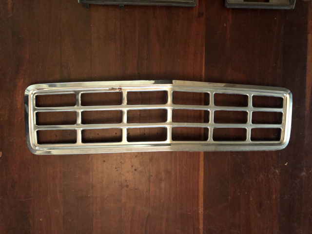 Holden HQ Stainless Steel Grille | Auto Body parts | Gumtree Australia ...
