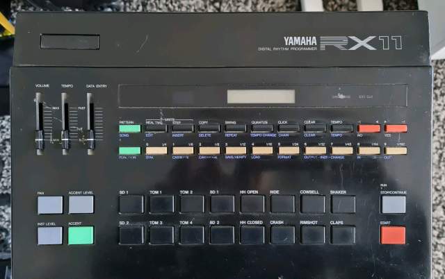 Yamaha RX11 Drum Machine vintage - DJ Gear & Lighting in Frankston VIC ...
