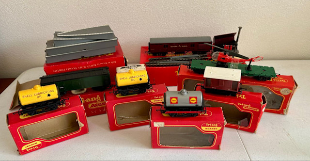Model Train Triang Collection - Collectables in Melville WA | Gumtree ...