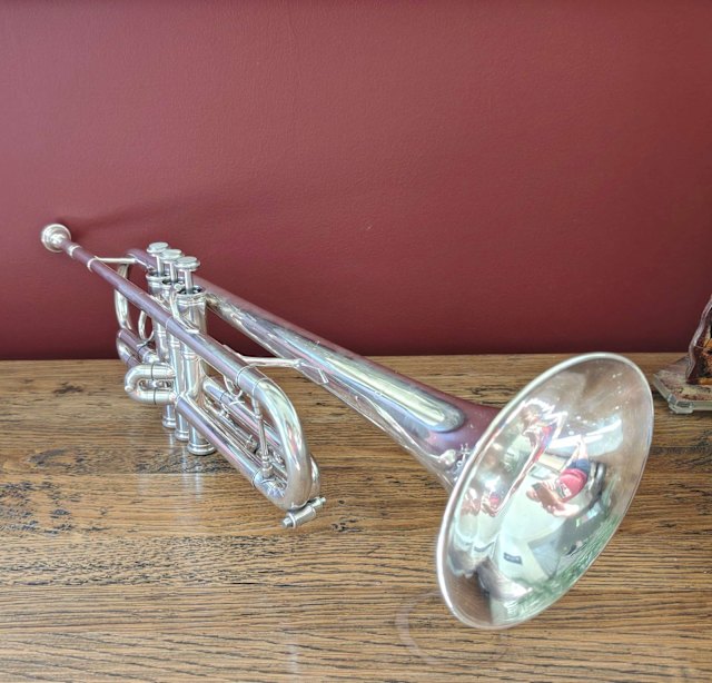 Getzen Custom trumpet - Woodwind & Brass in Stanmore NSW | Gumtree ...