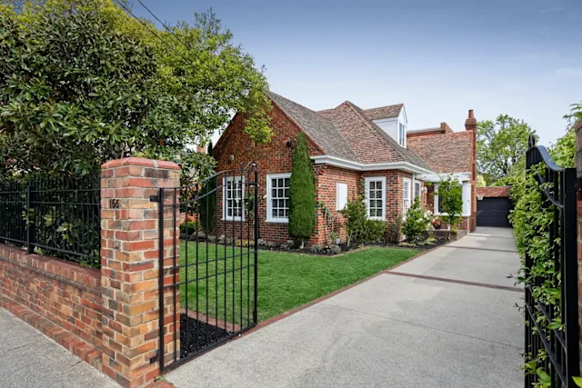 156 Dendy Street, Brighton East, Victoria 3187 - for Sale | Gumtree ...