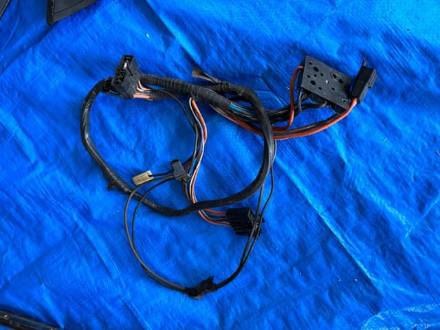 Holden HJ HX HZ WB Statesman Console Electric Window Wiring Harness ...