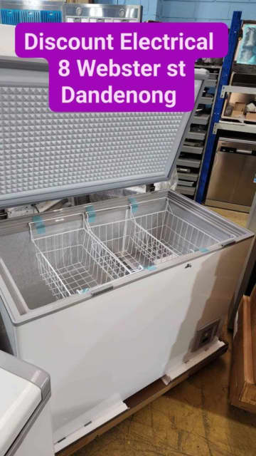 CHEST FREEZER BRAND NEW 300 LTR WITH 12 MONTHS WARRANTY WE DELIVER ...