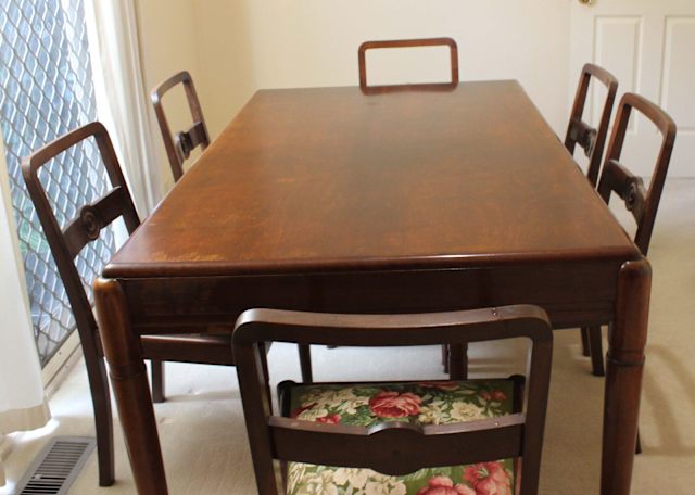 Solid wood vintage dining table with 6 chairs - Other Antiques, Art ...