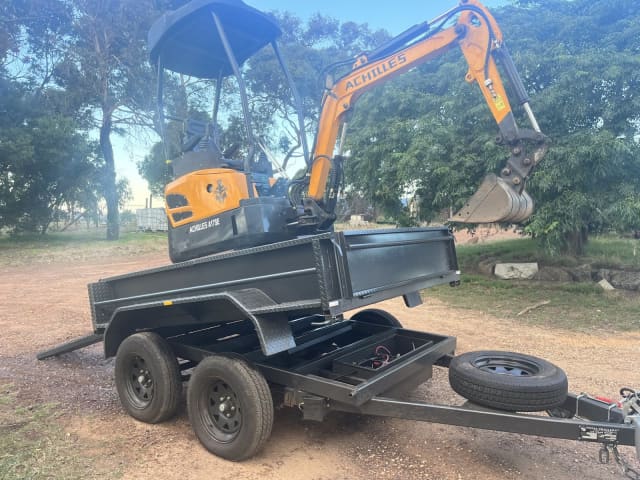 Excavator Hire 1.7 | Cars, Trailers & Excavators Hire | Gumtree ...
