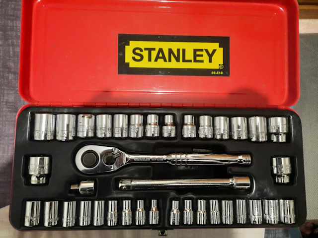 Socket set red tin - Stanley brand - 1/4 and 3/8 drive socket set ...