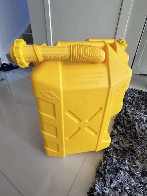 Willow Petrol Jerry Can - 20 Litre | Caravan & Campervan Accessories ...