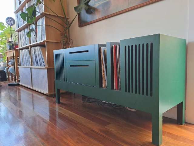 Custom Stereo/Hifi Console with Turntable, Amp, EQ and Speakers ...