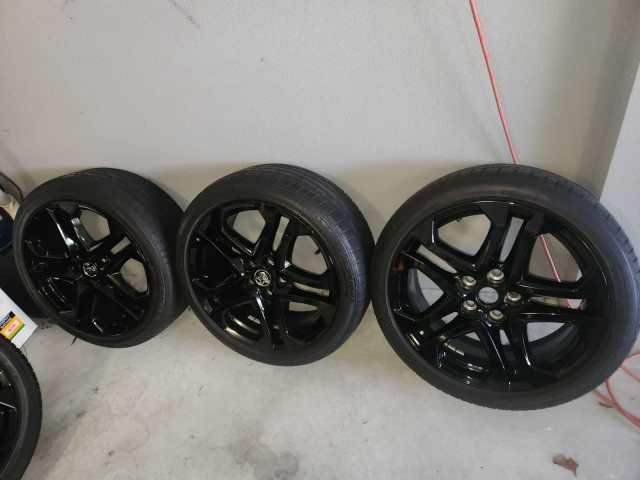 Genuine Holden Vf Redline Staggered Wheel set | Wheels, Tyres & Rims ...