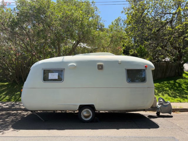 Vintage Caravan Sunliner Super 16 | Caravans | Gumtree Australia ...