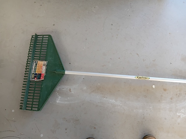 Cyclone leaf rake - Garden Tools in Urangan QLD | Gumtree Australia