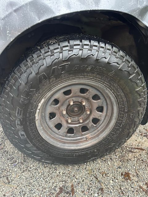 6 stud Sunraysia wheels and tyres setOf 5 265/75R16 Falken Wildpeak ...