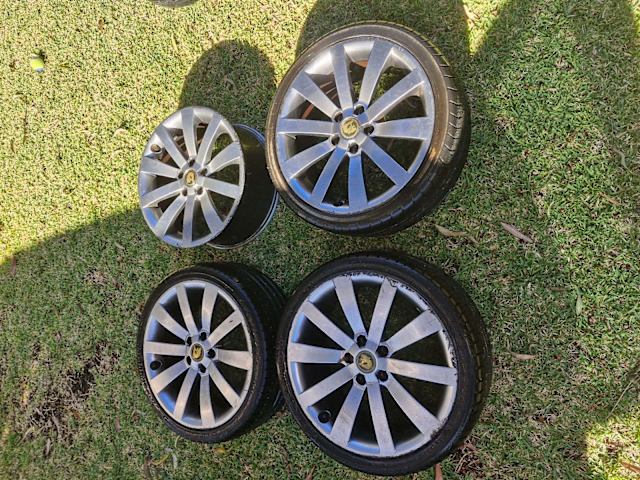 HSV VZ Senator rims | Wheels, Tyres & Rims | Gumtree Australia Tea Tree ...