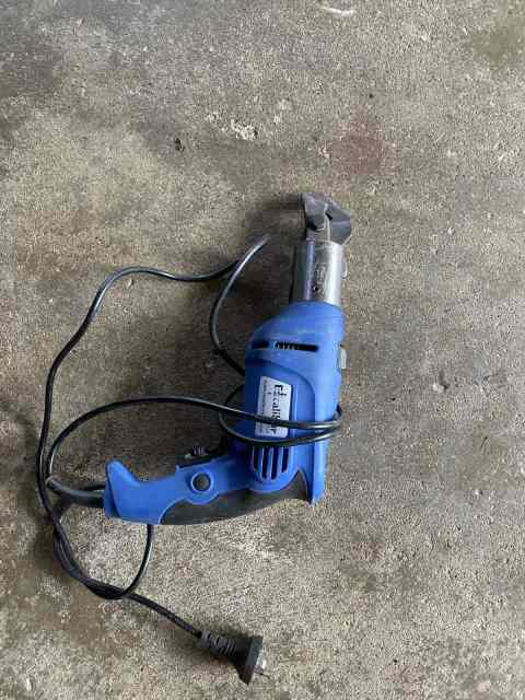 Sheet metal cutter/ nibbler - Hand Tools in QLD | Gumtree Australia