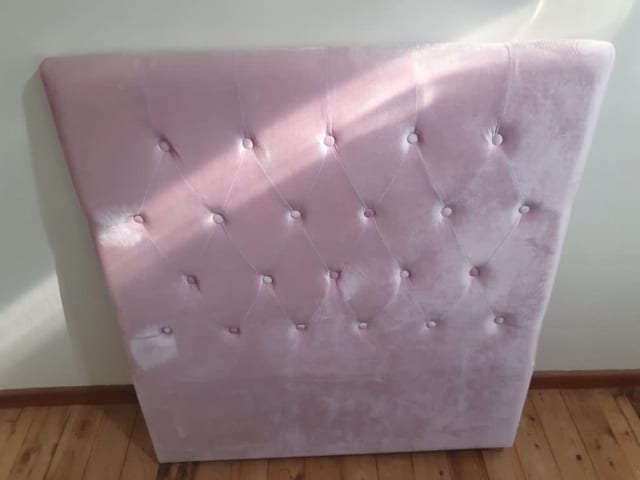 Pink bed head for single bed. very good condition, pick up only | Beds ...