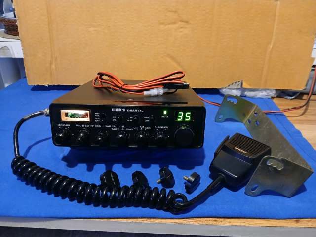 Cb radio ssb uniden grant xl in good con - Radios & Receivers in ...