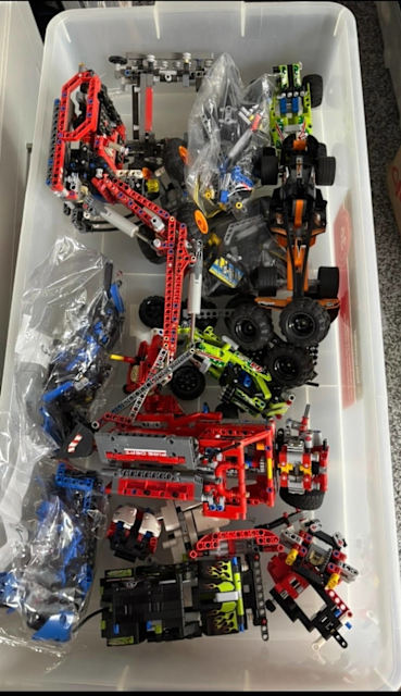 Lego Technic large amount - Toys - Indoor in Birkdale QLD | Gumtree ...