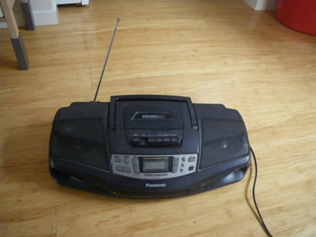 PANASONIC RX-DS18 3 IN 1 CD PLAYER RADIO CASSETTE PLAYER RECORDER MALV ...