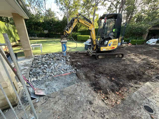 Mini Excavator and Operator | Landscaping & Gardening | Gumtree ...