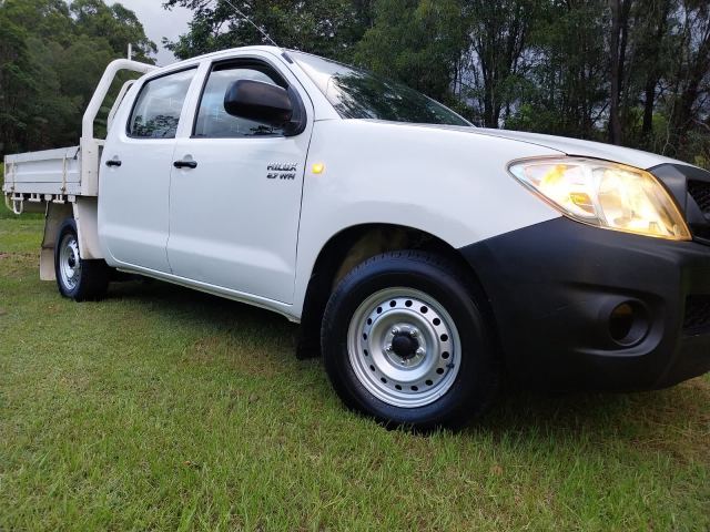 Toyota Hilux RARE 6 Seater Dualcab Trayback Ute | Cars, Vans & Utes ...