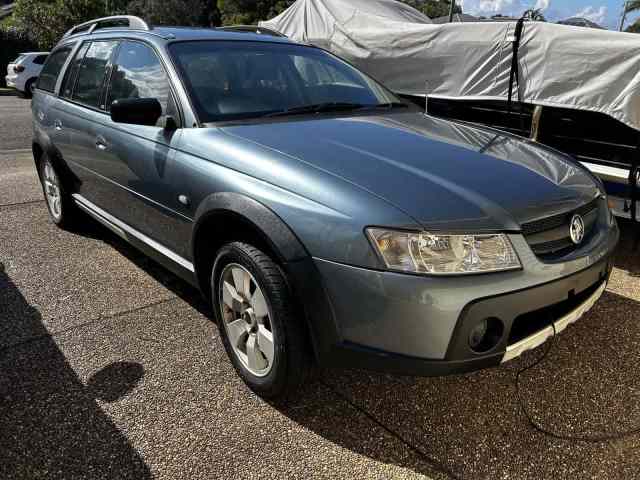 Vz Holden Adventra 2005 v6 | Cars, Vans & Utes | Gumtree Australia ...