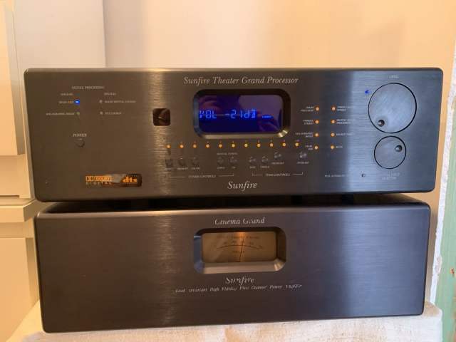 Sunfire Power amplifier 5x 200w monster and Pre amp by Bob Carver ...