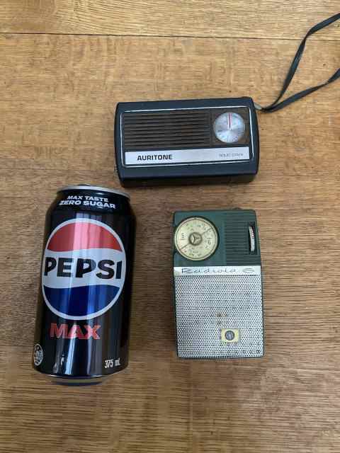 Rare Vintage Pair Transistor Radios retro collectible electronics qzzq ...