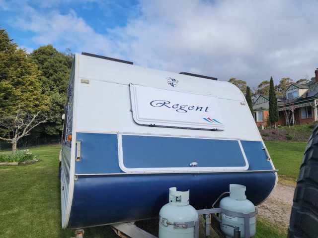Regent Supreme 21.6ft NEW off grid System EX/Condition $36000 ...