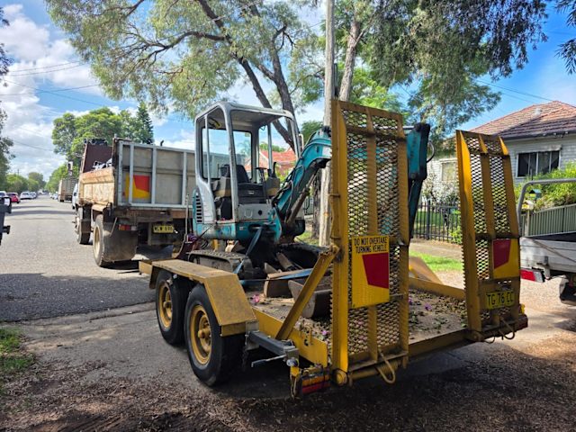 1987 DEAN Plant Trailer 4.5T Bogie Axle Ramp Fitted Solid Unit ...