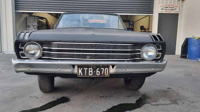 Valiant Chrysler 1969 VF Regal 770 factory V8 318/904 | Cars, Vans ...