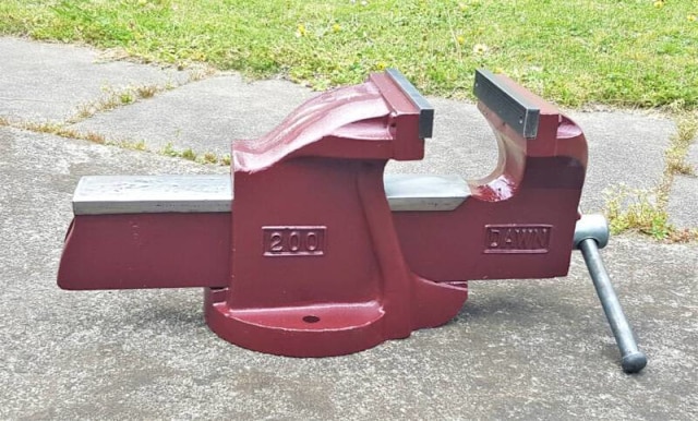 Dawn 200mm Industrial Bench Vice | Hand Tools | Gumtree Australia ...