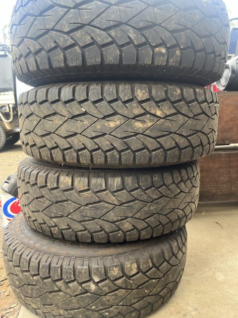 Black Sun raisers + Tyres | Wheels, Tyres & Rims | Gumtree Australia ...