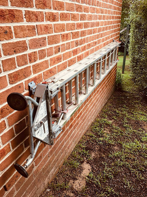 Oldfield Extension ladder - Ladders & Scaffolding in Berrima NSW ...