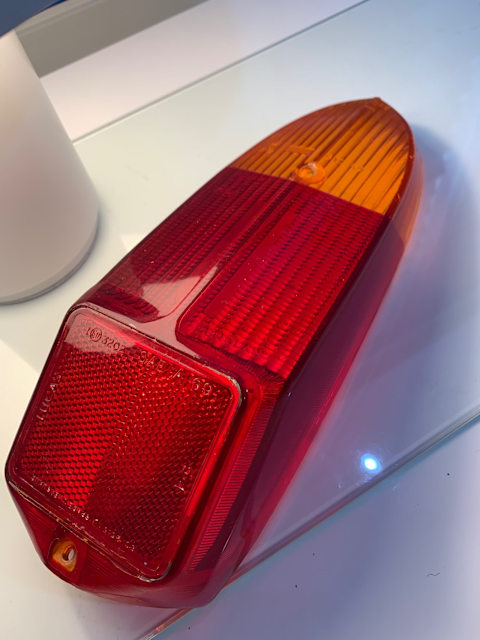 MGB LUCAS TAIL & STOP LIGHT LENS UNIT | Auto Body parts | Gumtree ...