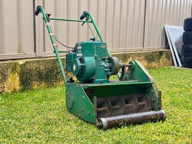 Scott Bonnar Reel Mower Model 33 - Lawn Mowers in Singleton WA ...